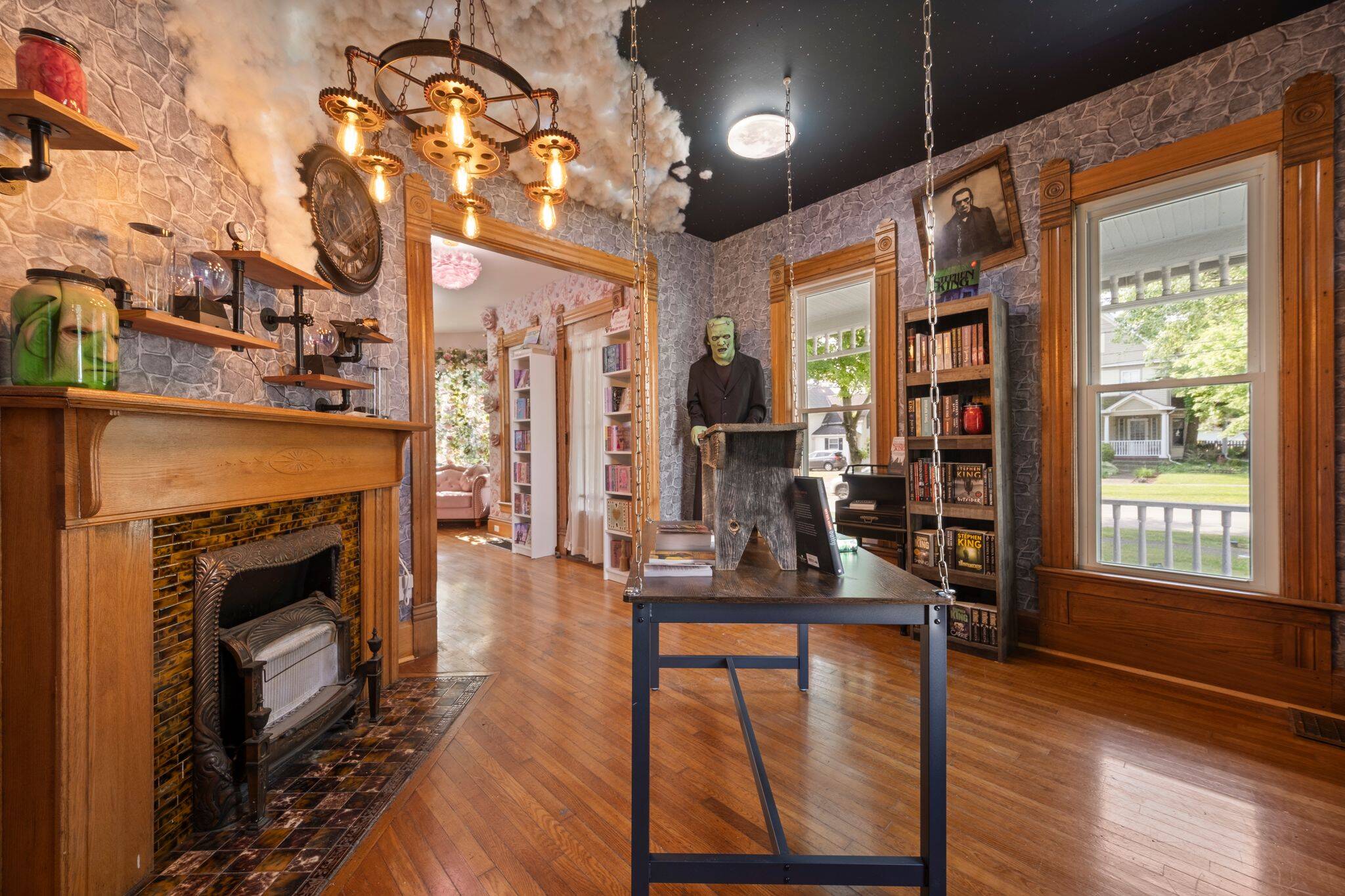 Black Cat Books & Oddities - Bookstore in Medina, Ohio | Black Cat ...